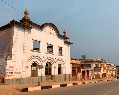 LAST TRIBES ANGOLA - Home